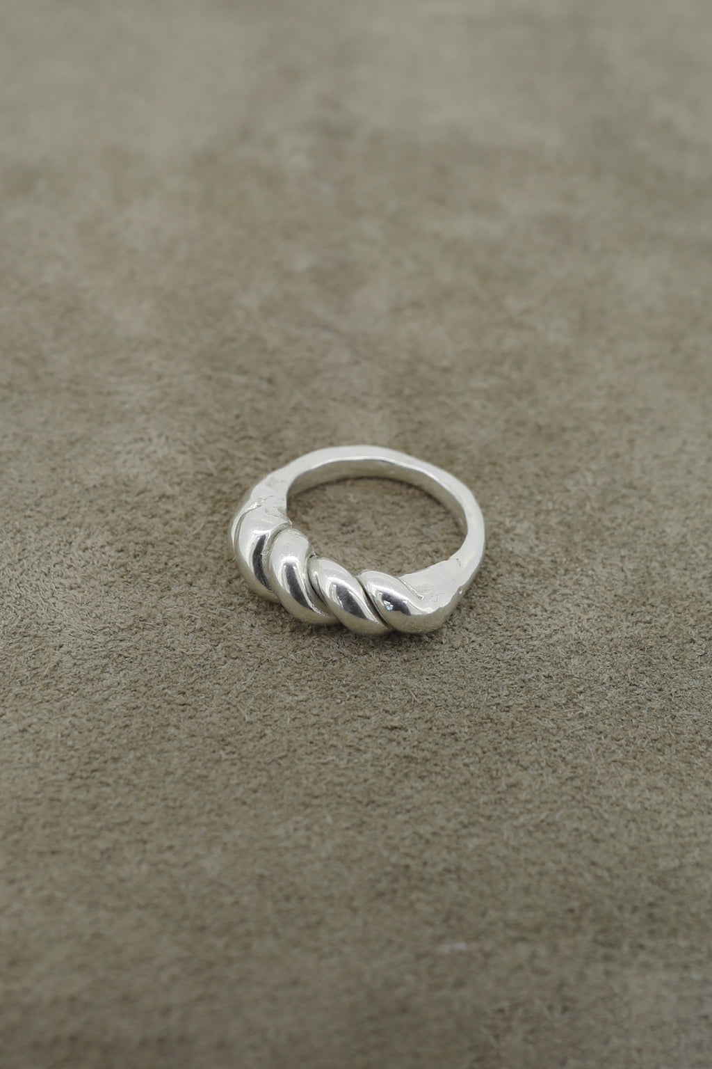 Knot Ring Silver 1 SAMPLE – Artefact
